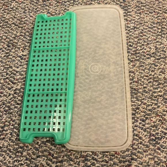 Tupperware | Kitchen | Tupperware Celery Keeper Top And Grate | Poshmark